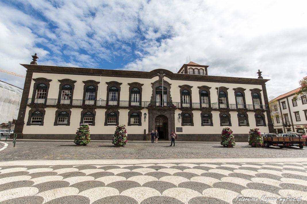 Funchal: Madeira Reisetipps & Sehenswürdigkeiten - Reisemagazin